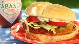 Tortas de Milanesa de Res | TABASCO® Recipes